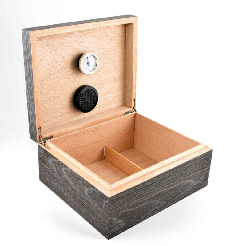 Where to Place a Humidifier in a Humidor | Glass Top & Cedar Tips