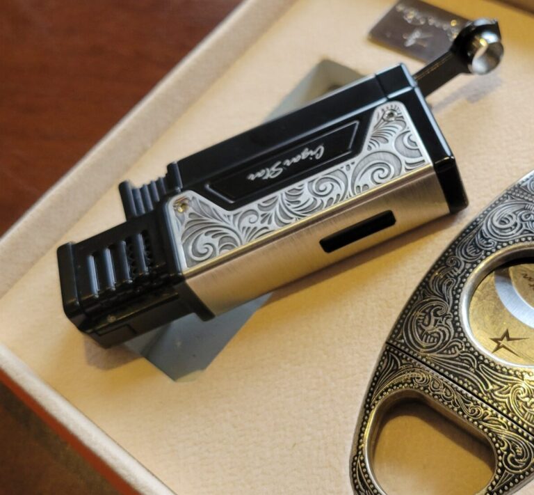 Cigar Cutter Lighter Gift Set | Cigar Star | Shipped From Canada