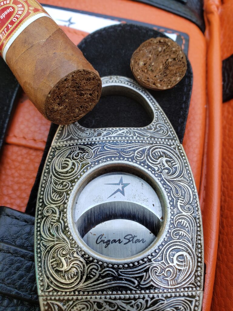 How to Host the Perfect Cigar Night - Cigar Star shows you how.